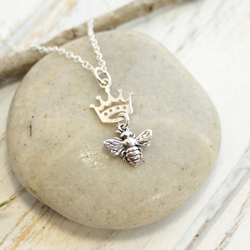 Queen Bee Necklace - Etsy