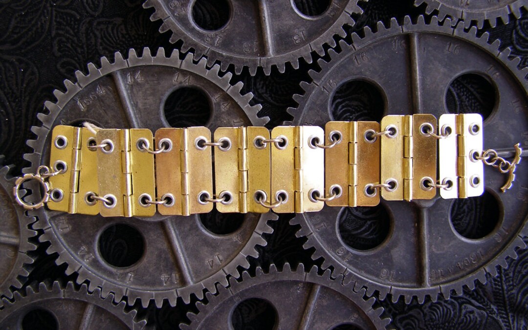 Recycled / Upcycled Brass unhinged Hinges Bracelet - Etsy