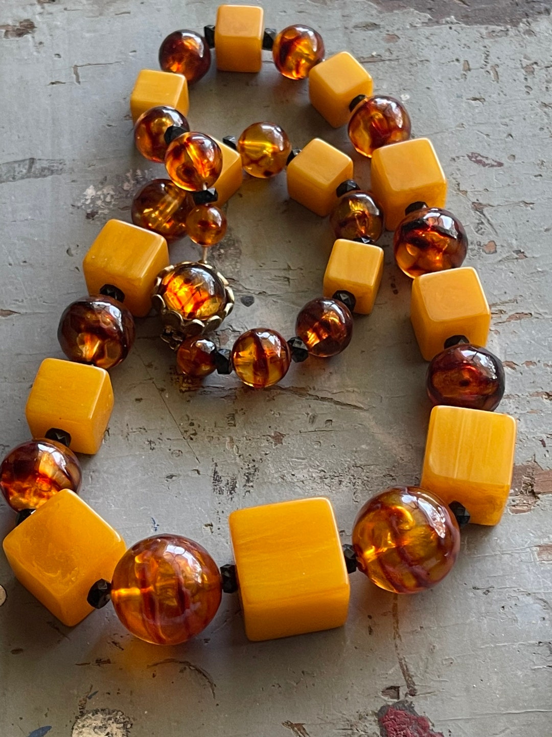 Vintage 1940s Bakelite Necklace - Etsy