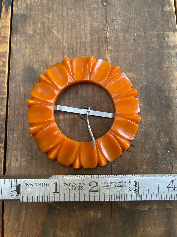 1940s vintage bakelite huge dome ring - Gem