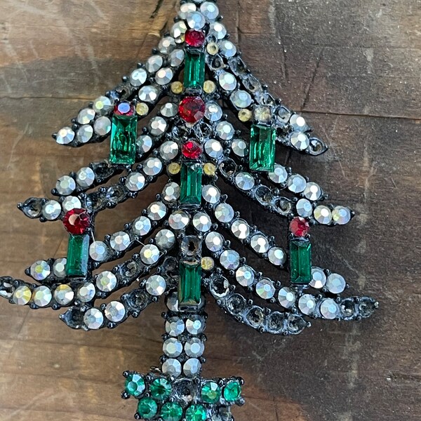 Christmas Tree Brooch - Etsy