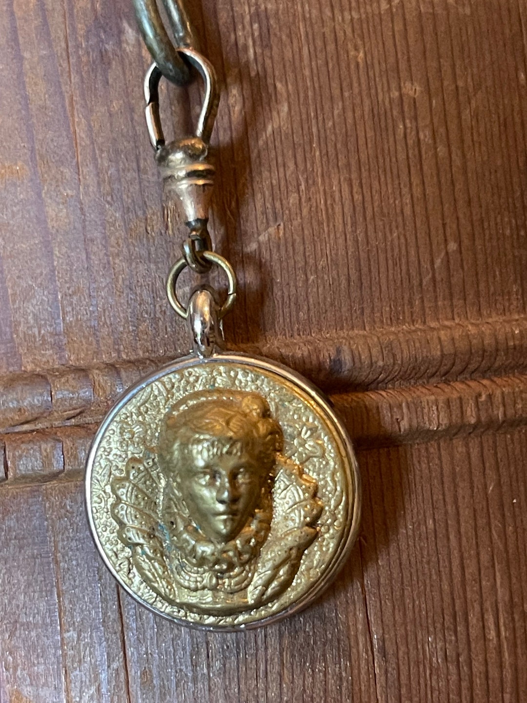 Antique Queen Elisabeth Button - Etsy
