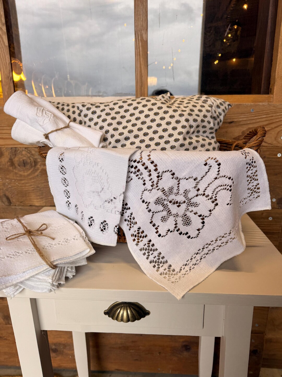 Antique Hand-embroidered Napkins – Set of 2 – 33 X 33 Cm - Etsy