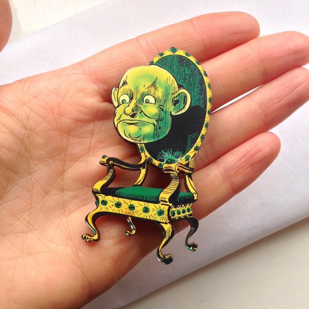 Wonderful Wizard of Oz Green and Yellow Throne From the Wizard of Oz ...