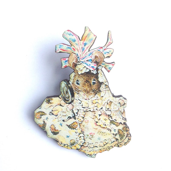 Peter Rabbit Brooch - Etsy UK