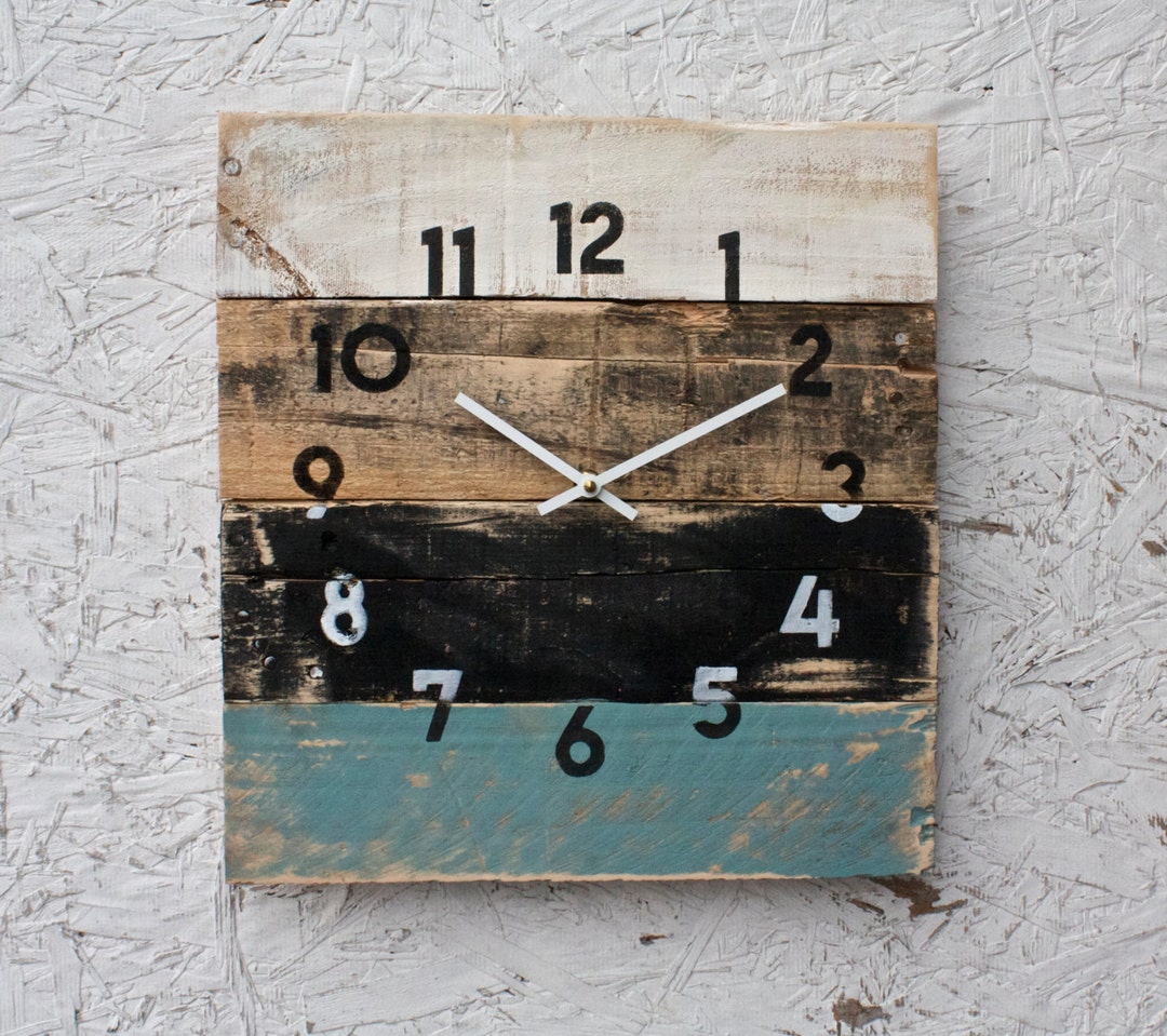 Reclaimed Wall Clock Rustic Beach House Decor Coastal Theme Pallet Wood ...