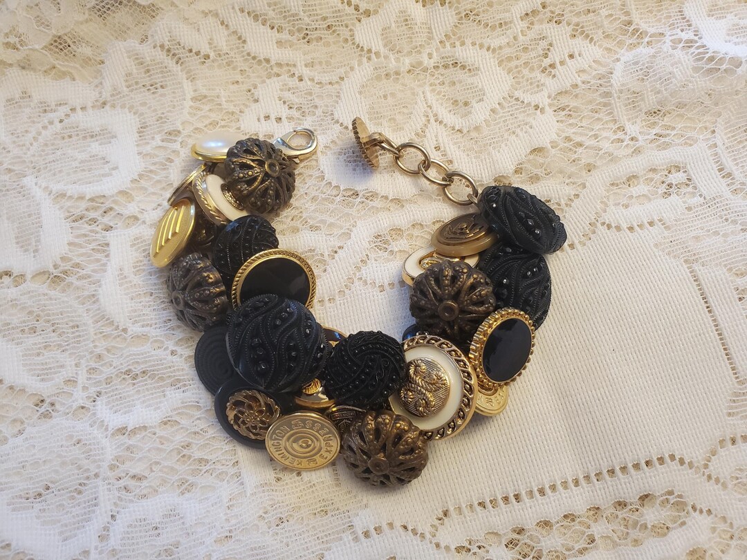 Button Bracelet/upcycled Charm Jewelry, Vintage Assemblage, Chunky ...