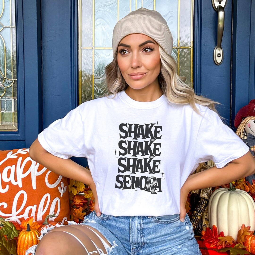 Shake Senora Beetlejuice T-shirt, Comfort Colors, Halloween Costume - Etsy