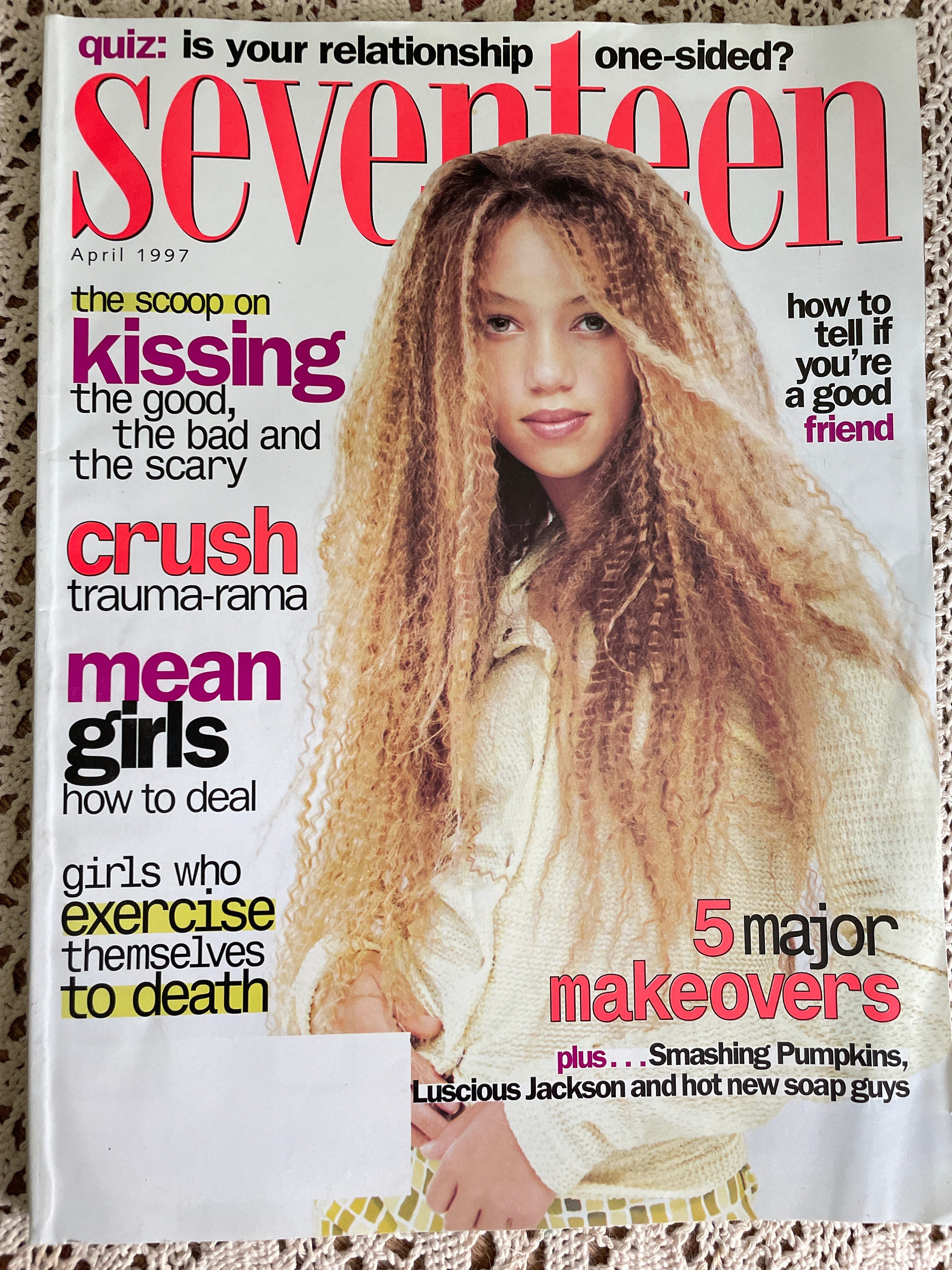 Seventeen Magazine April 2022
