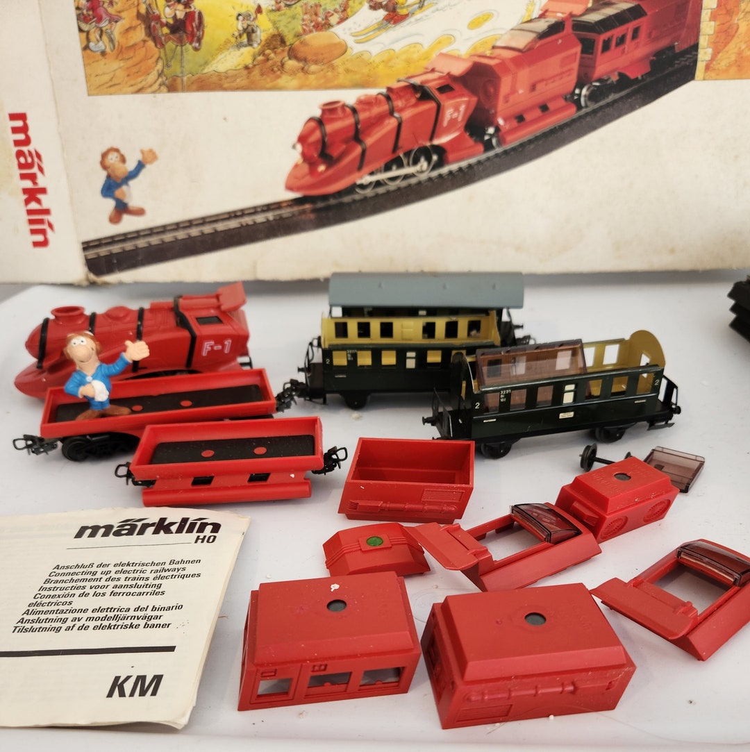 Vintage Marklin HO Alpha Model Electric Train & 3- Tin Marklin 1930s ...