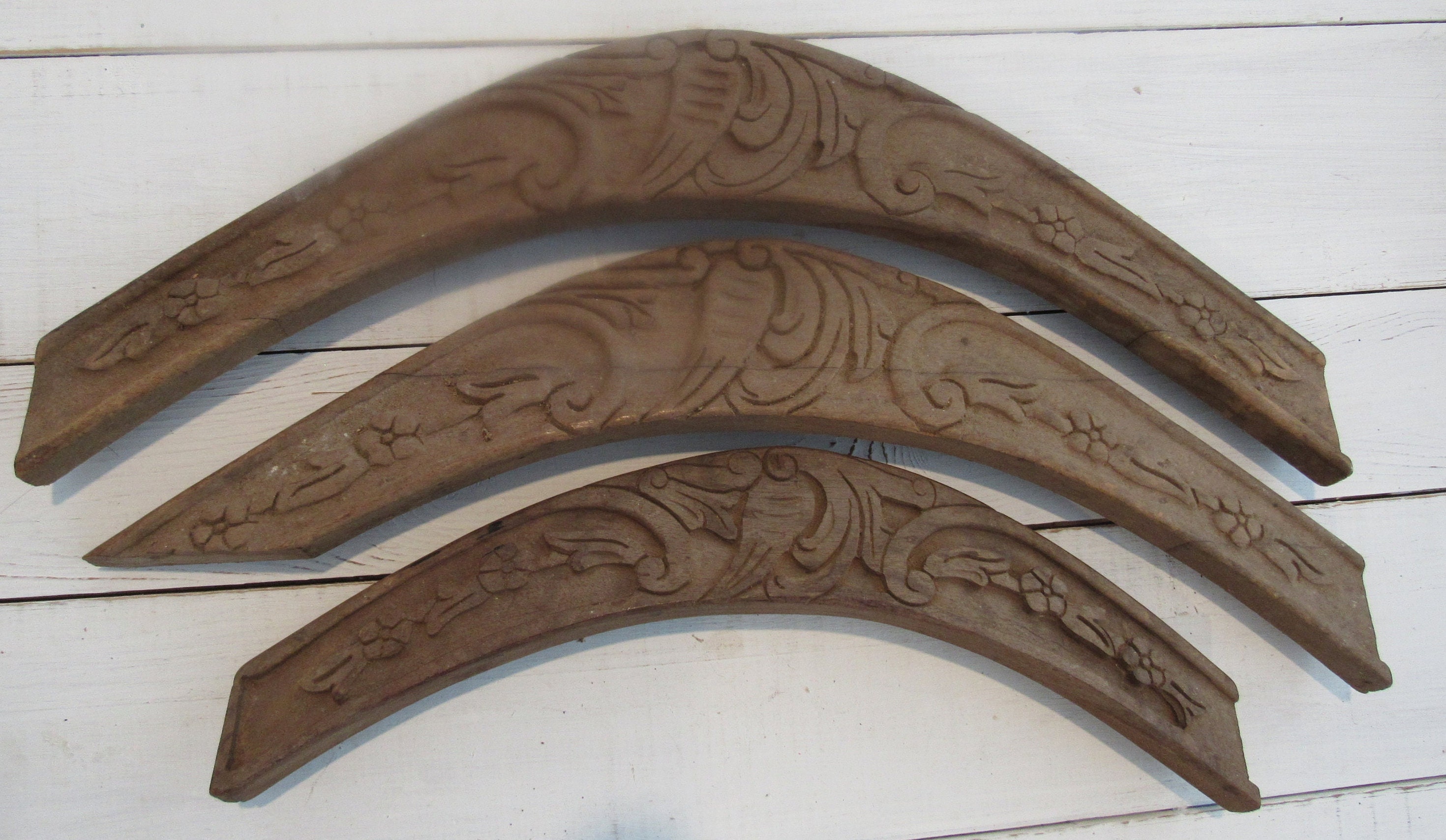 Vintage Carved Curved Decorative Wood Trim Salvage Furniture Trim ...