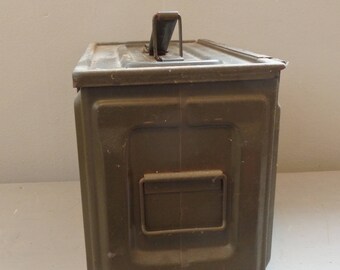 Vintage ammo box | Etsy