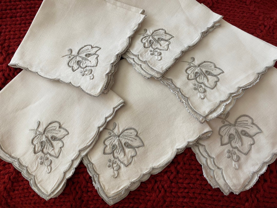 6 Vintage Madeira Cutwork Embroidered Ivory/ecru Napkins Scalloped ...