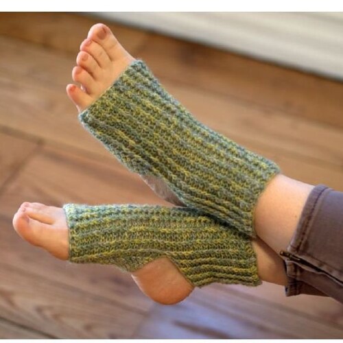 Crochet Yoga Socks PATTERN Tutorial / Ladies Teen Child All - Etsy
