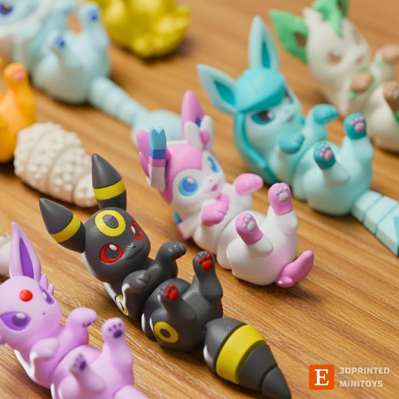 Eevee Eeveelution Flexi Keychain | Articulating Fidget Toy | Umbreon ...