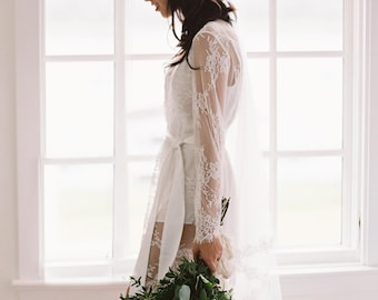 Leah Boho Bridal Lace Robe in Ivory or Black | Etsy