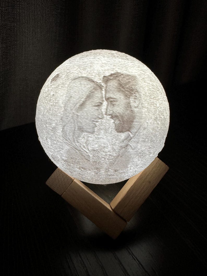 Custom 3D Printed Moon Lamp, Personalized Photo Couple Portrait ...