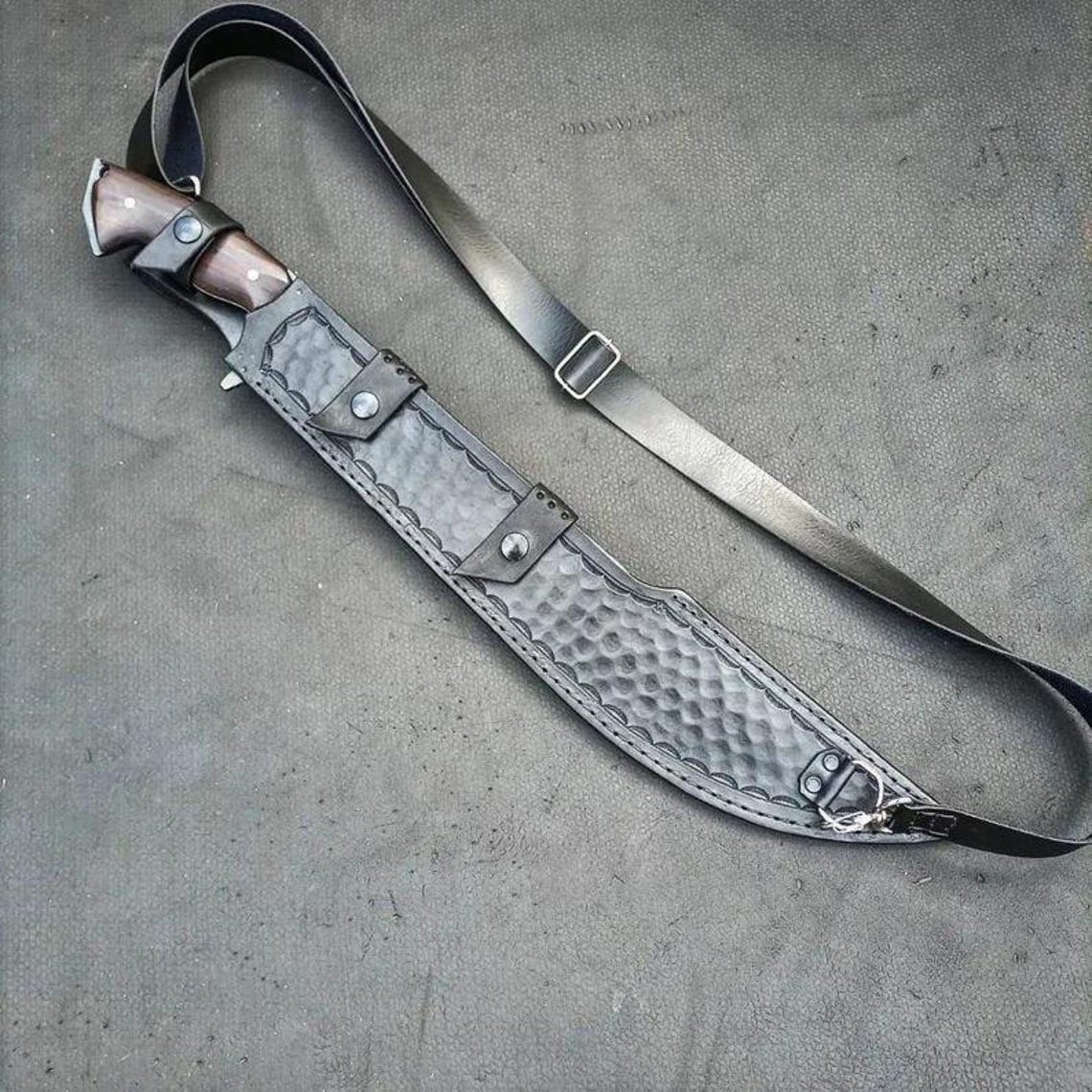 Handmade High-carbon Steel Short Sword: Rosewood Handle, Leather Sheath ...