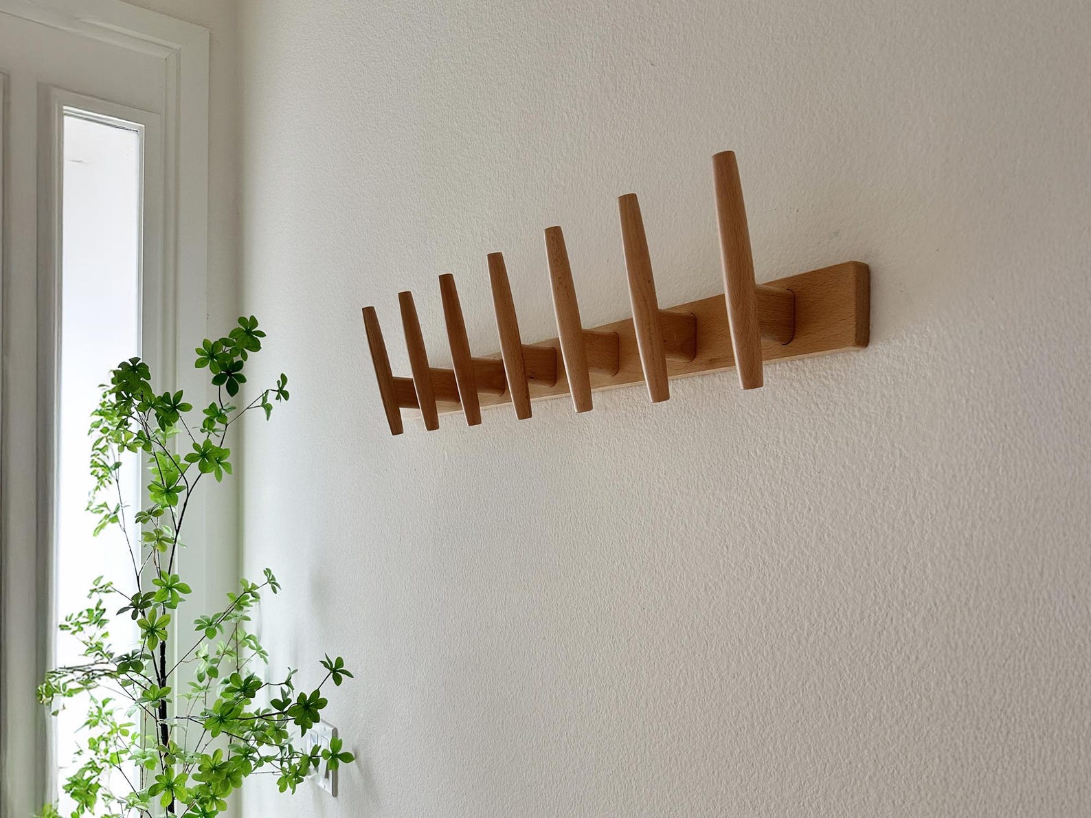 Mid-century Modern Wooden Wall Rack – 7-hook Beech Wood Coat Organizer ...