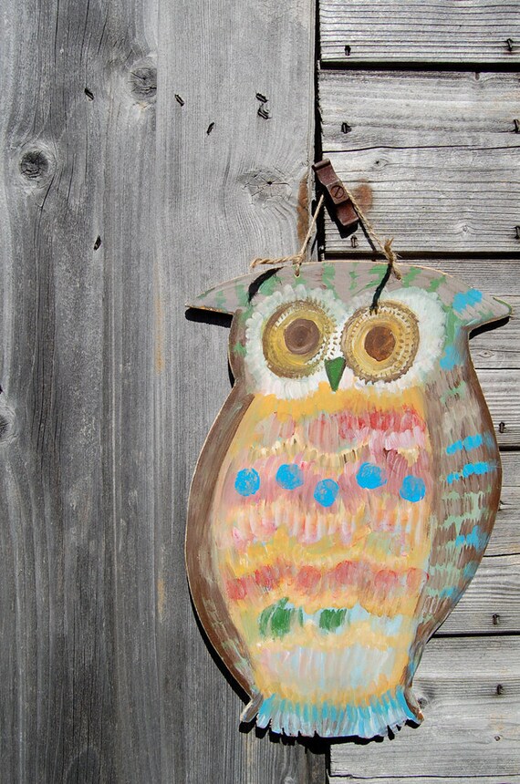 Items similar to Lovely Owl - Hanging Wooden Owl on Etsy