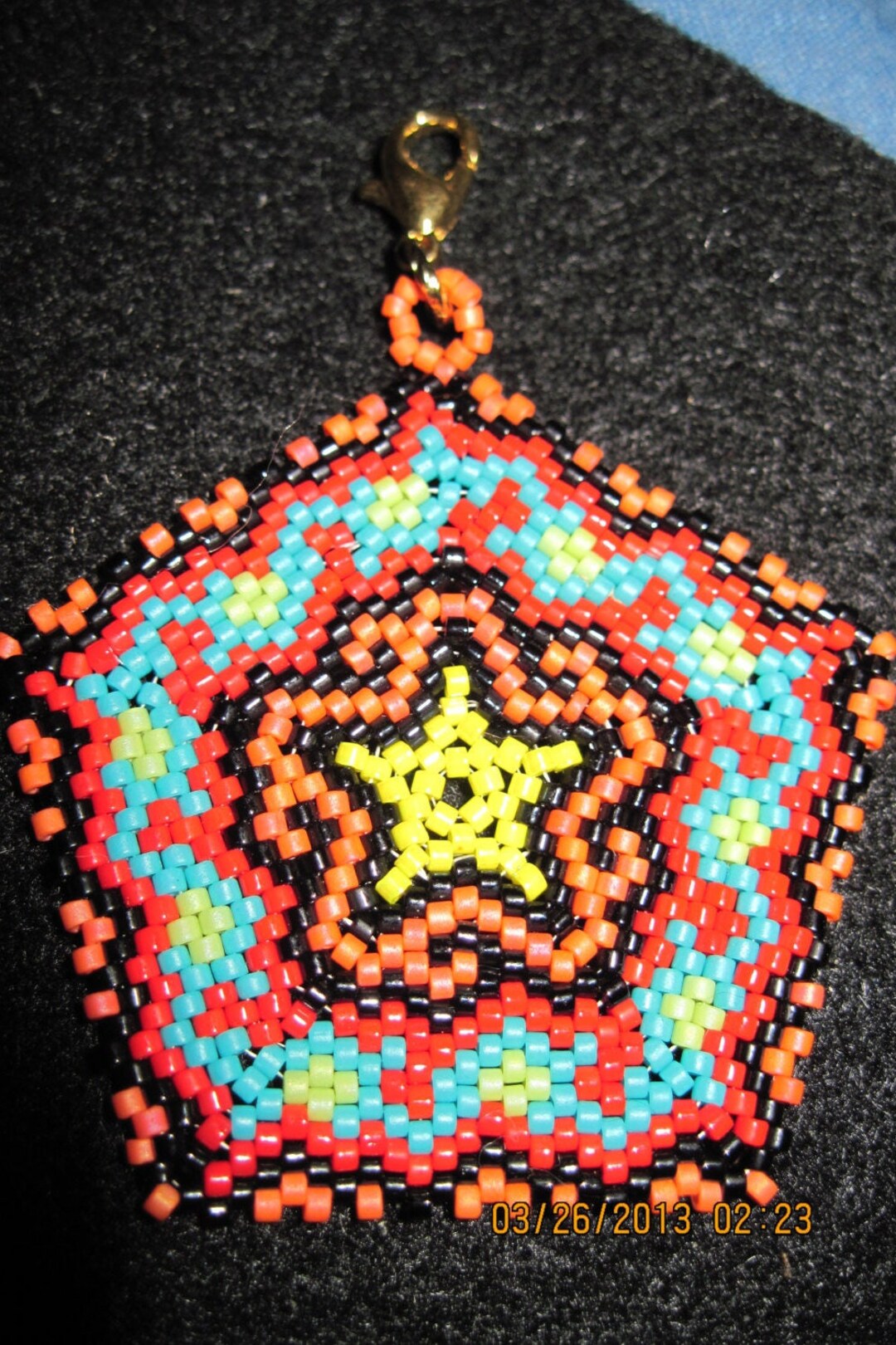 Peyote Stitched Yellow Star Pentaon W/ Scalloped Edges Zipper Pull or ...