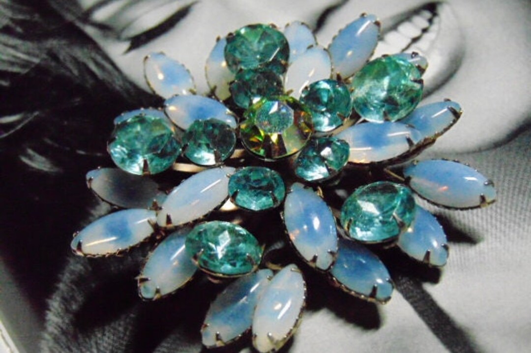 Antique ELEGANT 40's Fancy Art Deco Blues W/ Opalescence Crystal Flower ...