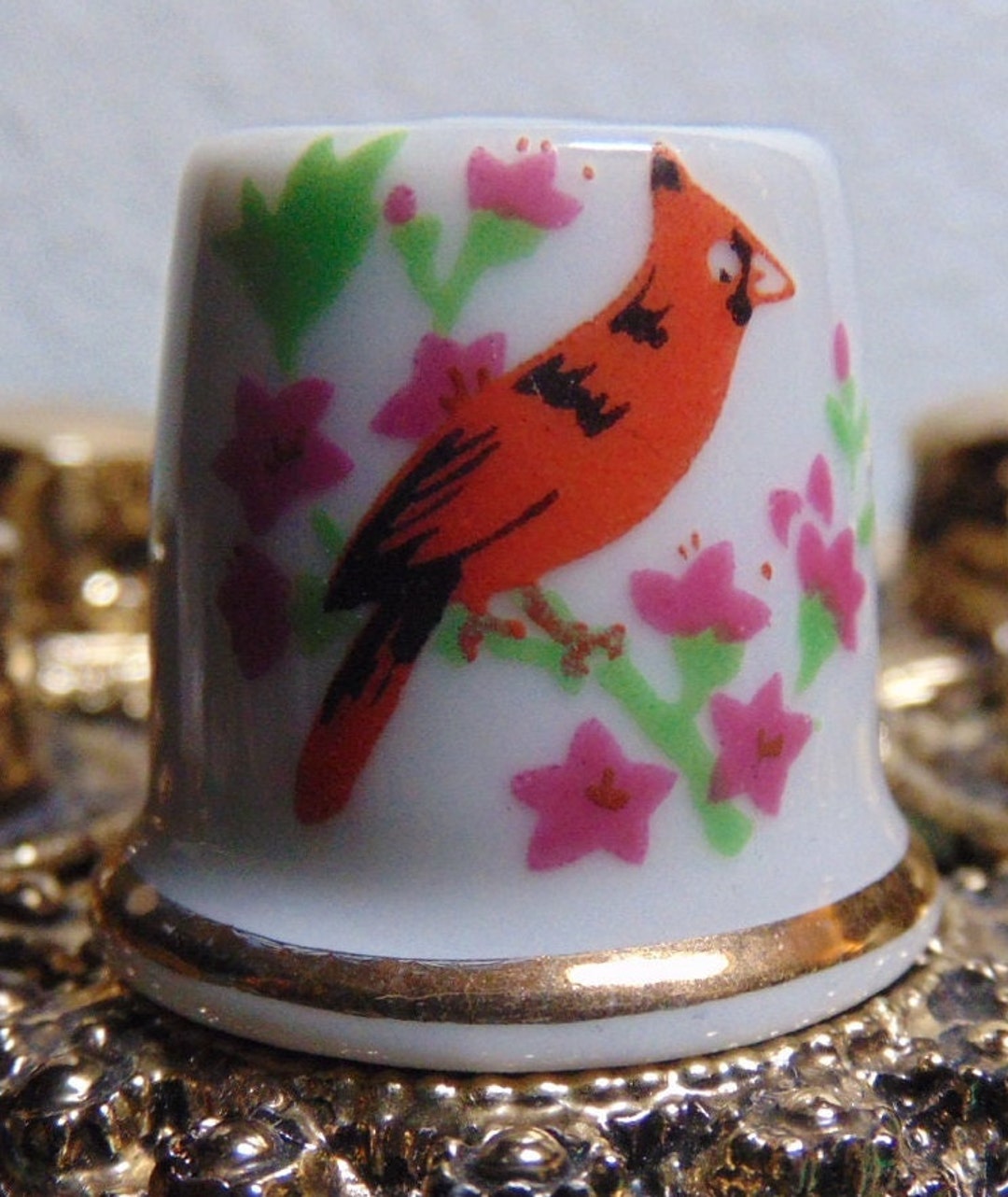 VINTAGE Gorgeous 70's/80's Miniature 7/8" Cardinal & Pink Floral Bone ...
