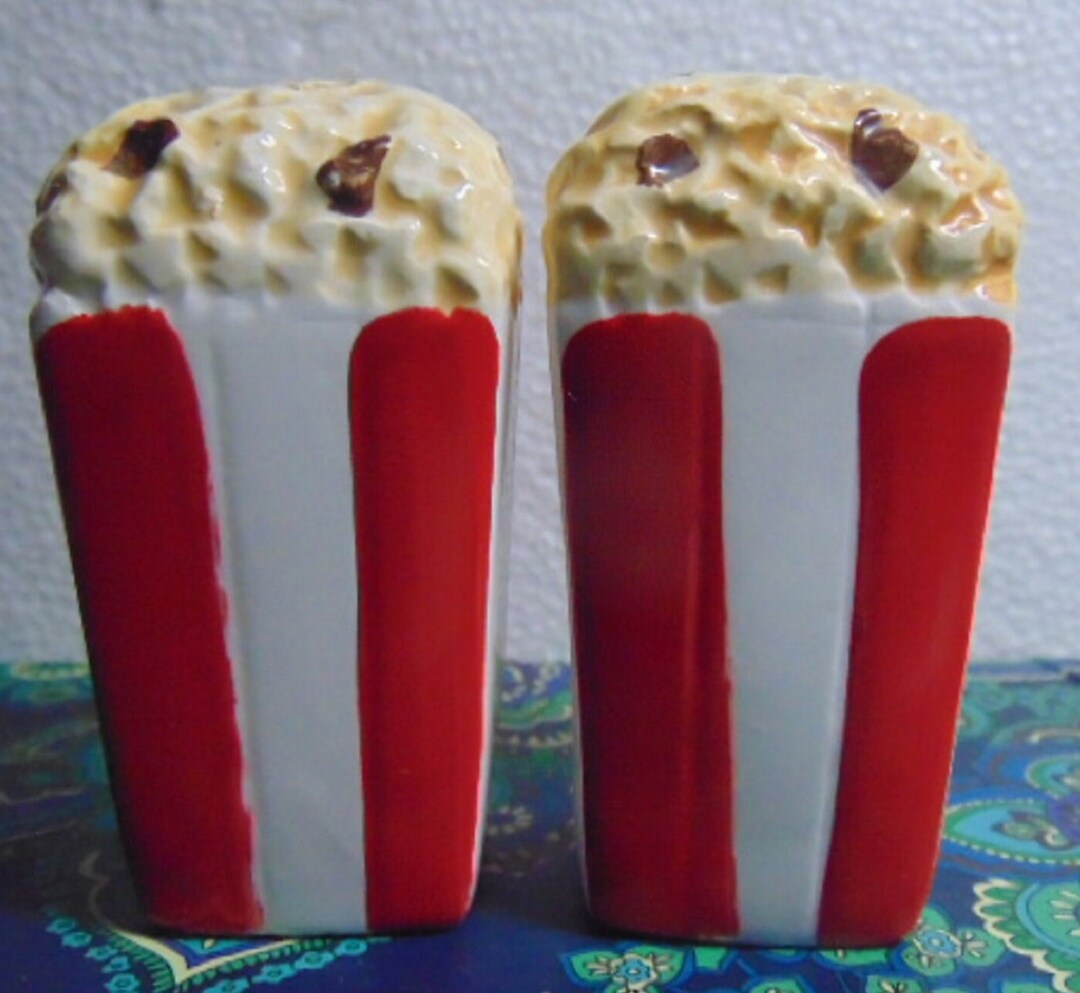 Vintage 1985 Ceramic Realistic Movie Popcorn Salt and Pepper Shakers ...