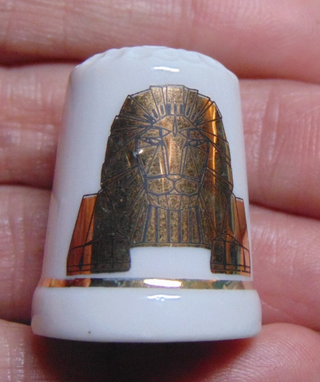 VINTAGE Wonderful 80's/90's Porcelain MGM Grand Casino Souvenir Thimble ...