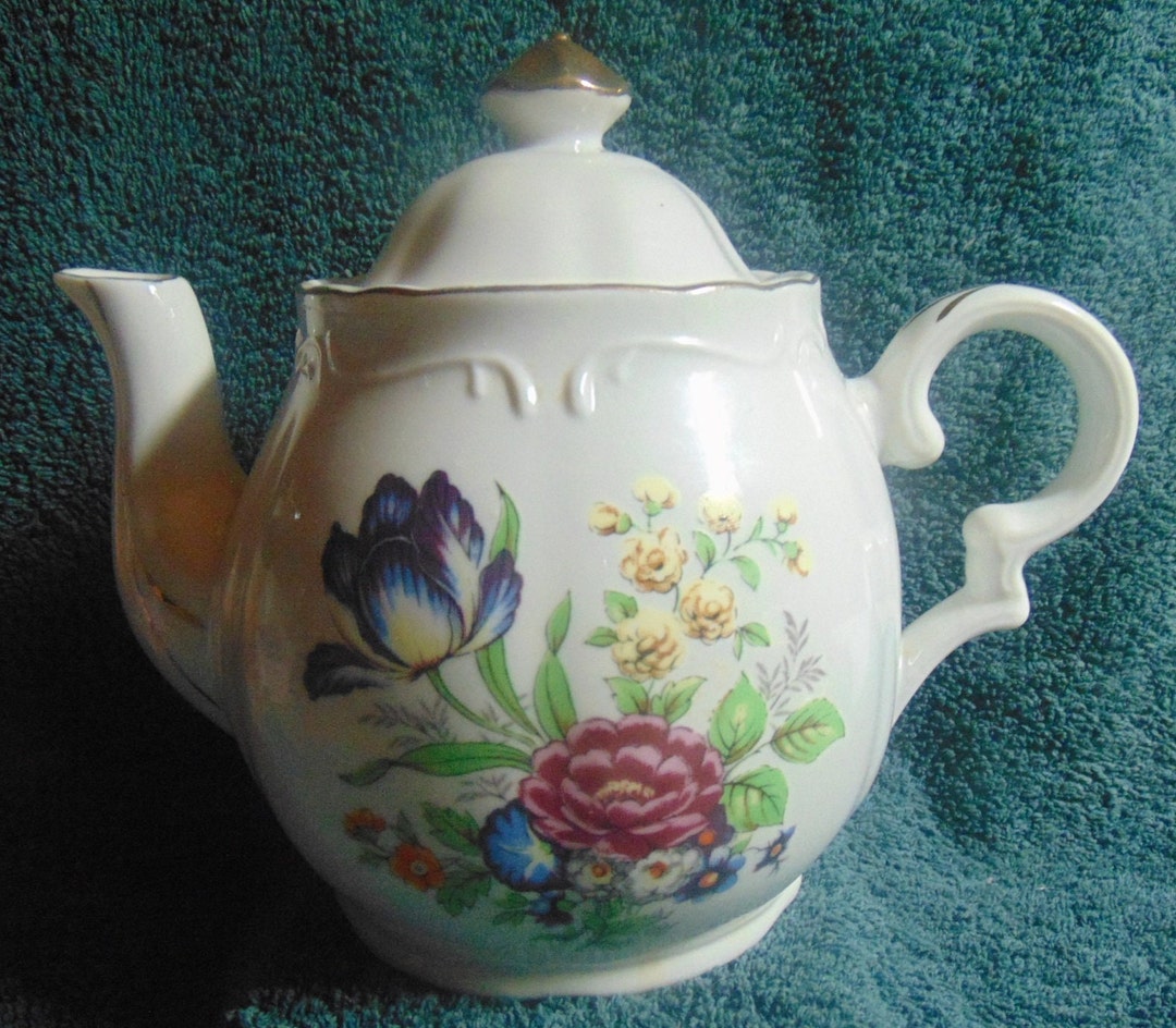 Vintage BEAUTIFUL Unmarked China Musical Floral Teapot W/ KT Gold ...