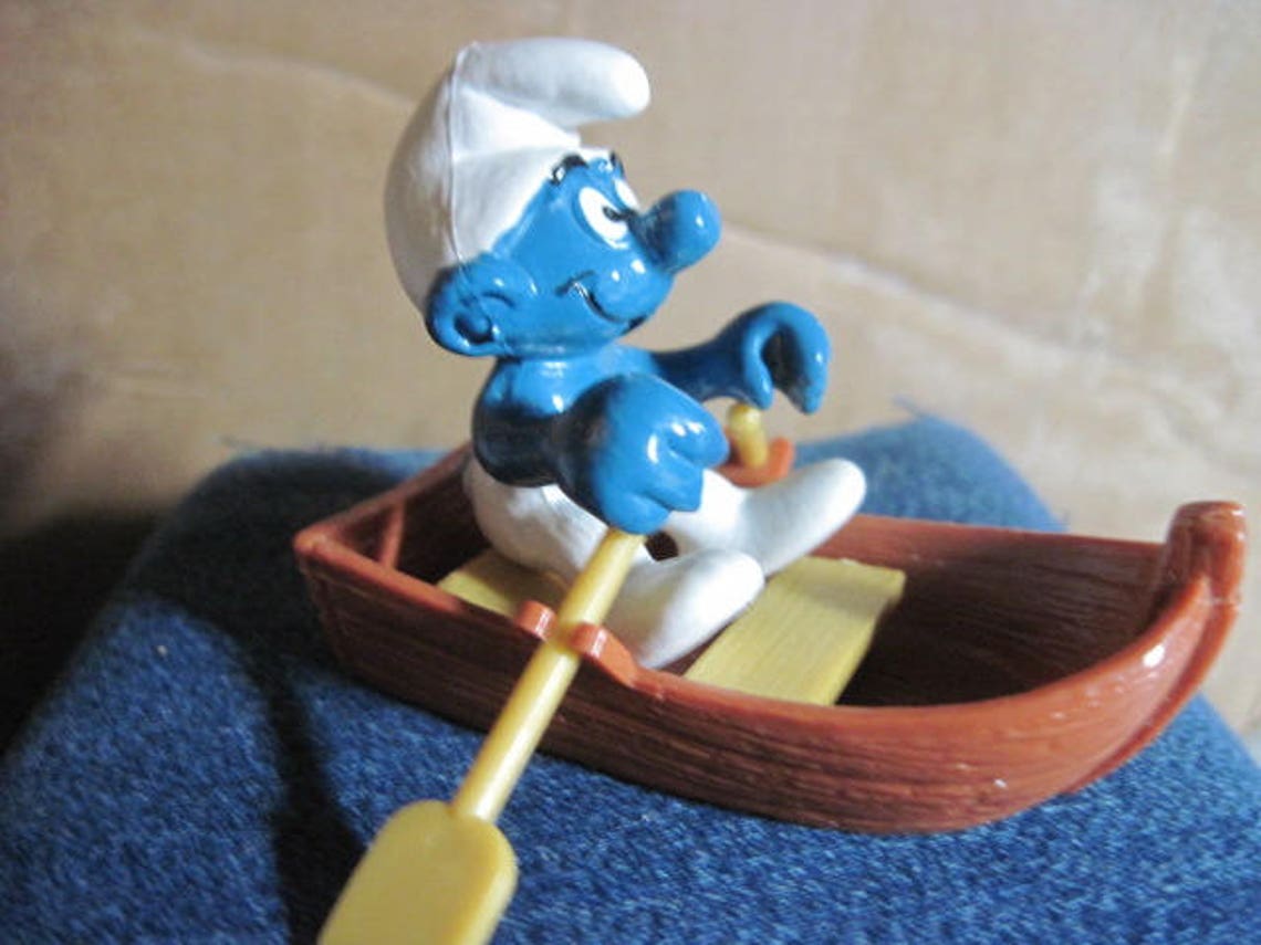 Vintage Super Smurf in Row Boat W/ Paddles..rare Display Only..gift 4 ...