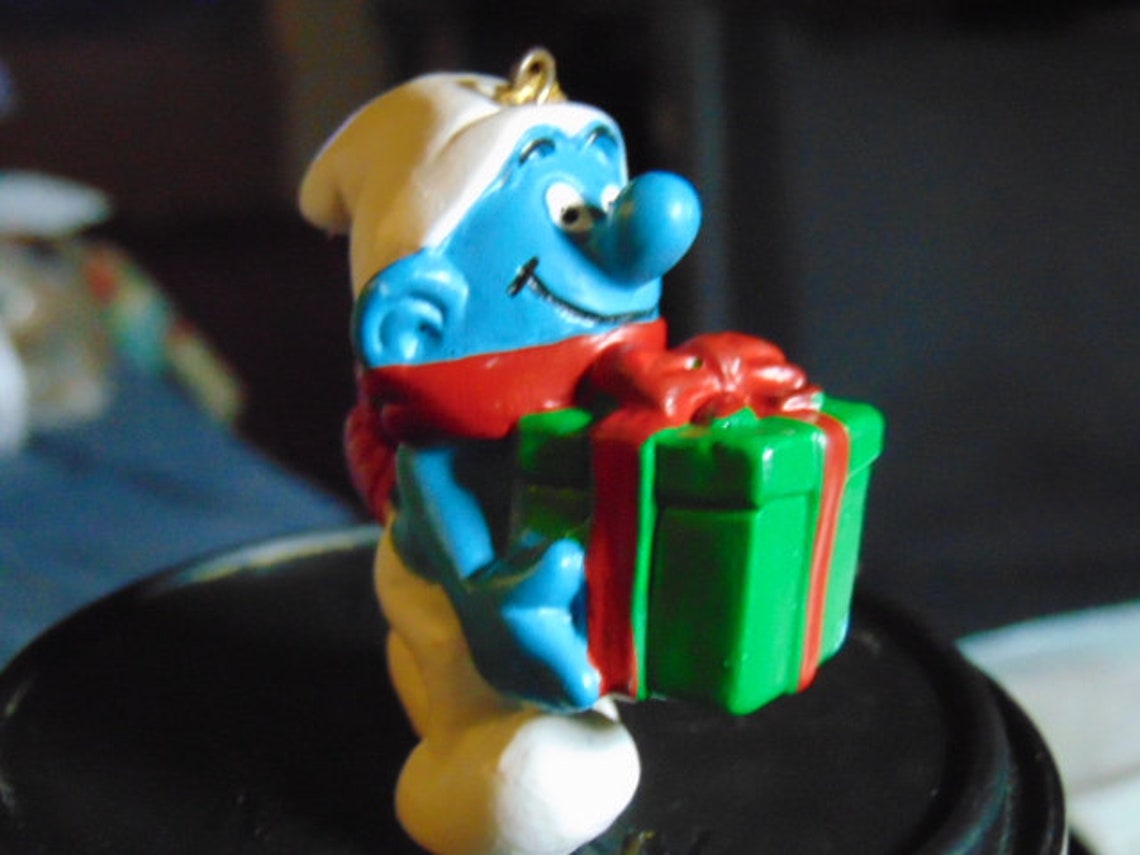 Vintage Smurf w/ Christmas Gift - Etsy Nederland
