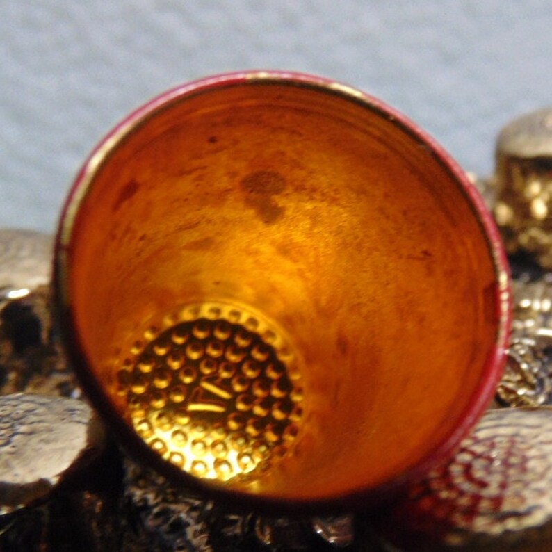 VINTAGE Beautiful Copper & Enamel Red W/ White Heart Thimble...#27 ...