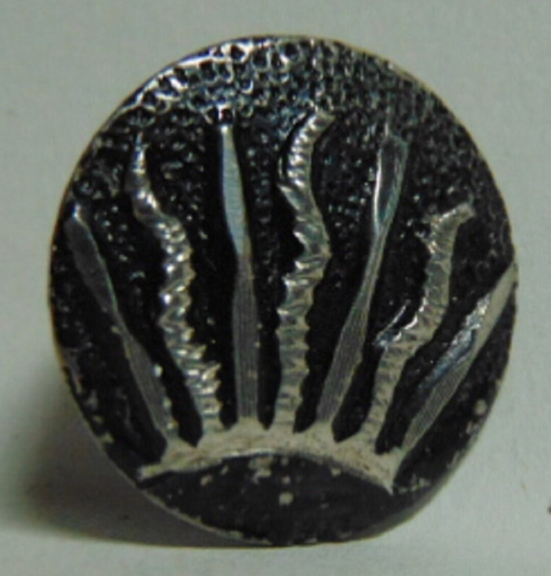 Antique PRETTY 1880's Victorian Japanned Pewter Button W/etched 'rising ...