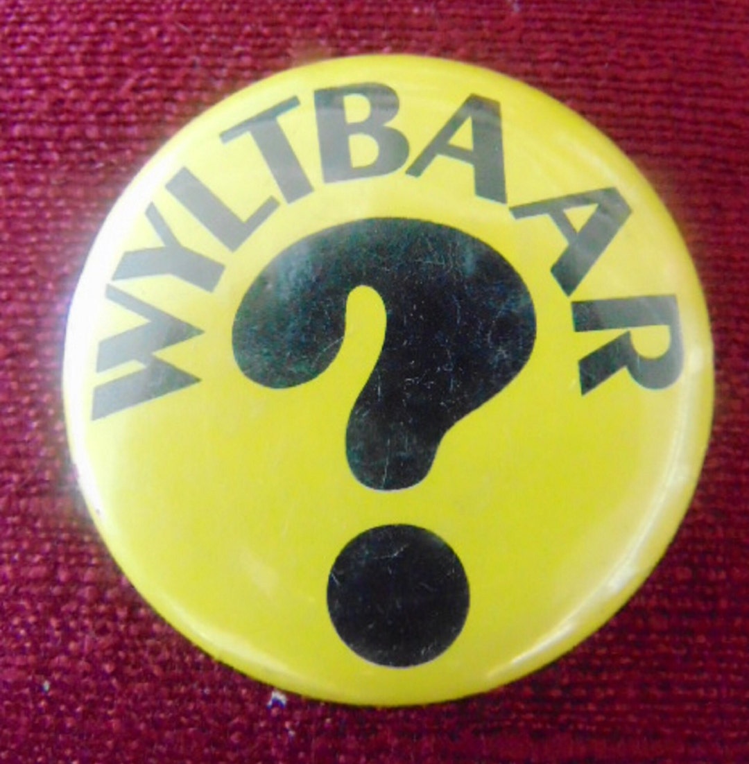 Vintage AWESOME 70's/80's Avon Rep 'WYLTBAAR?' Button...#739 ...