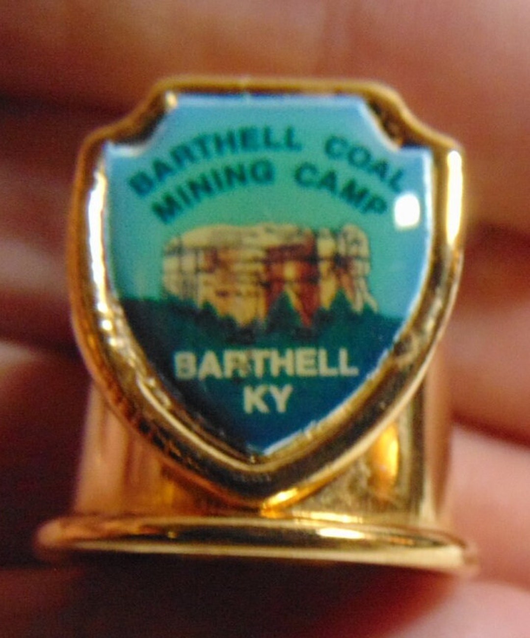VINTAGE BEAUTIFUL 60's/70's Gold W/ 'crest' Barthell Coal Mining Camp ...
