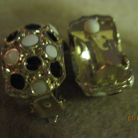 Vintage BEAUTIFUL Gold Black White Enamel 'JEWEL' Loo… - Gem