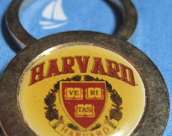 BEAUTIFUL Vintage UNISEX Gold HARVARD Key Ring...never Used..#9840 ...