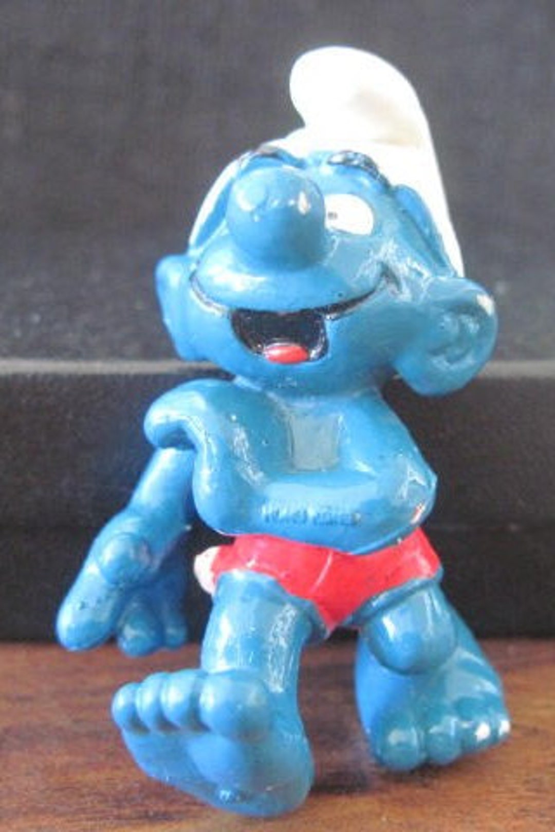 Vintage 1977 Surfer Smurf..missing Surf Board.. Kid's Gift,collector ...