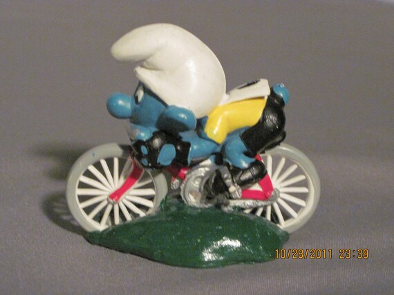 Vintage Cyclist Smurf....1979...peyo..w. | Etsy