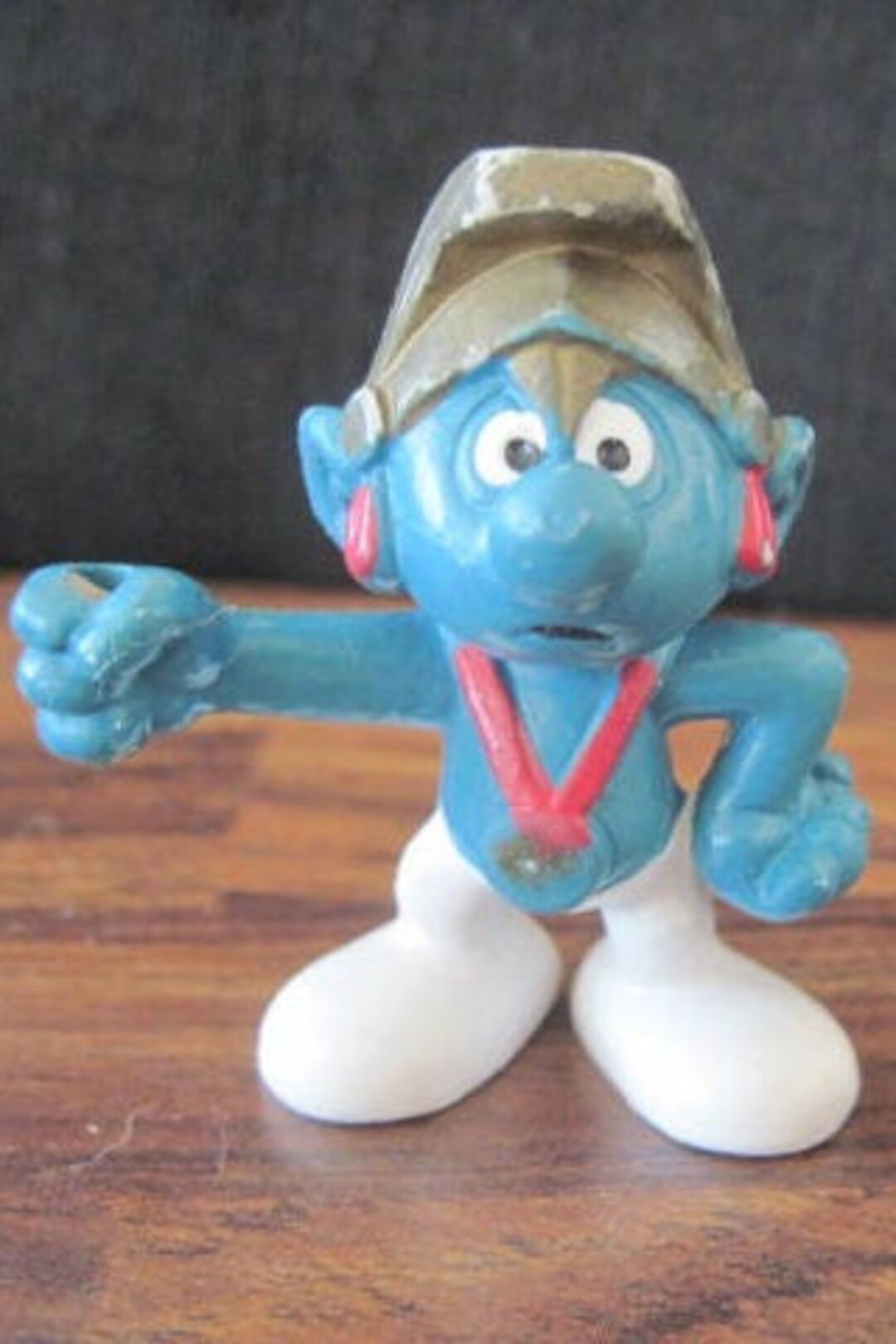Vintage Knight Smurf...1979..missing Staff..peyo...hong Kong....gift 4 ...