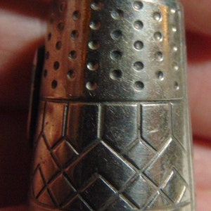 VINTAGE BEAUTIFUL 60's/70's Silver W/ 'crest' W/painted Glass Enamel ...