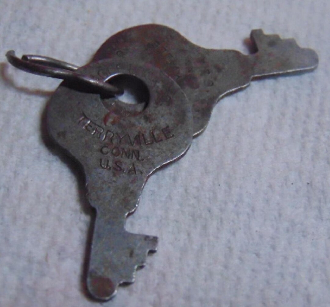 Antique/vintage Padlock KEYS Only Keys Set of 2 Eagle Lock Co Keys...(d ...
