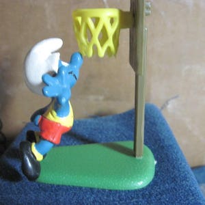 Vintage Basketball Super Smurf w/ Net...RARE Display | Etsy