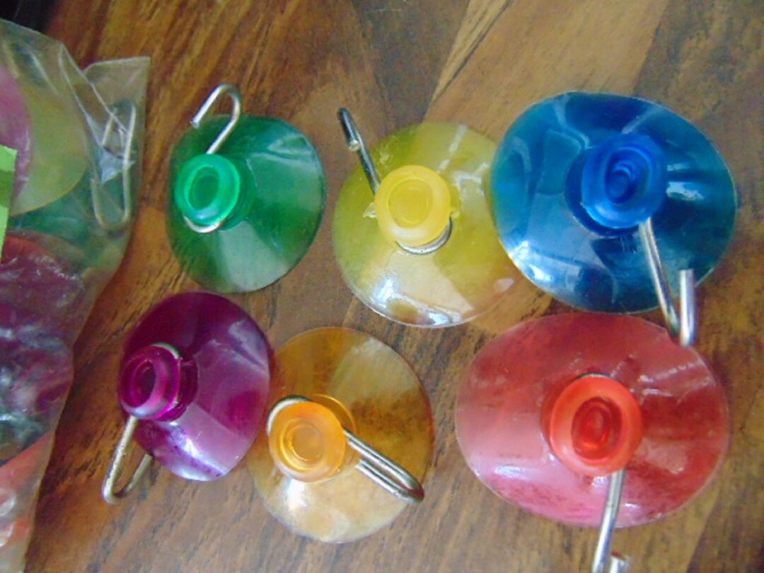 Set of 6 PRETTY Colorful Suction Cups W/ Hooks for Window Hanging Items ...