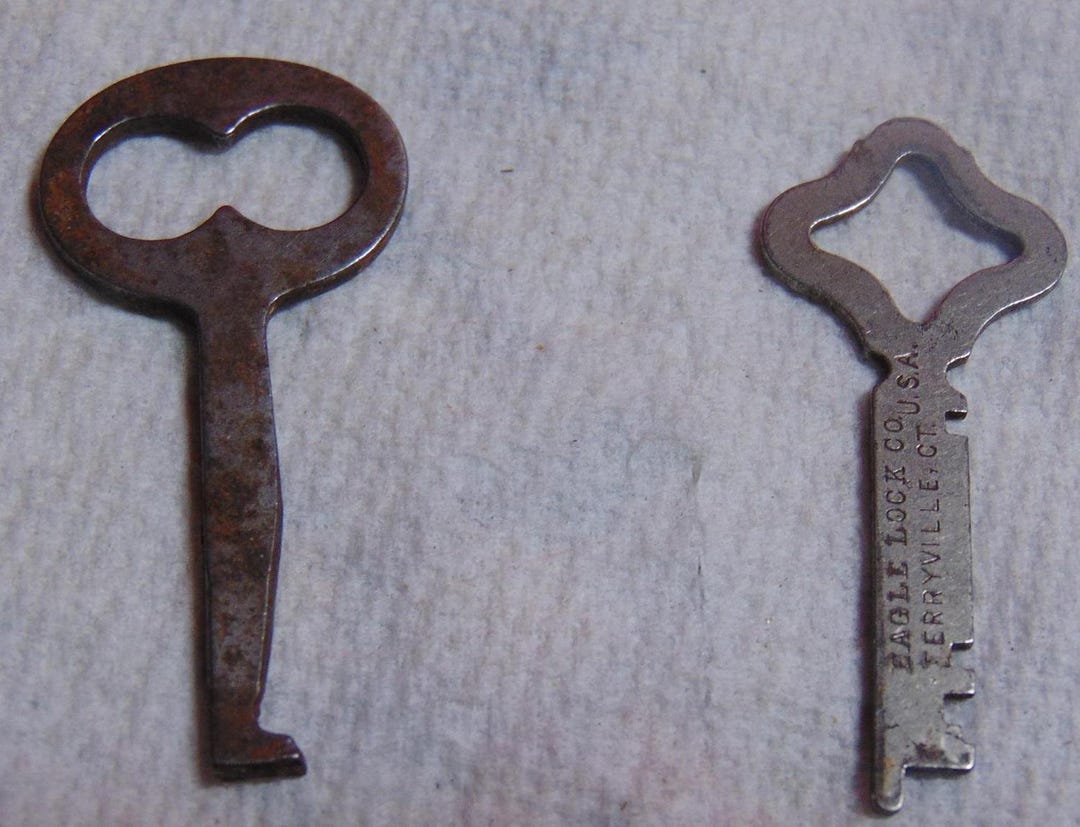 Antique/vintage Padlock KEYS Only! Skeleton or Eagle Lock Keys U PICK ...