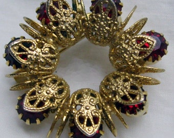 Red Vintage Brooch - Etsy