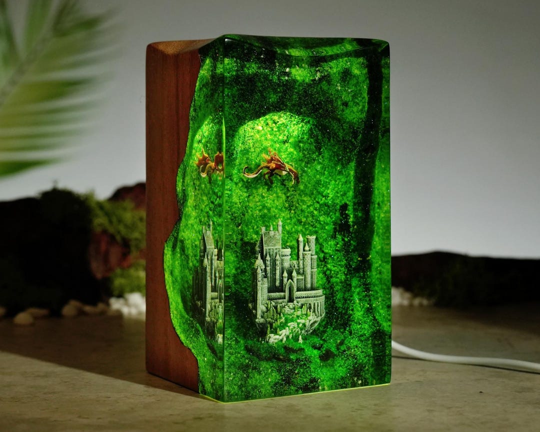 Wow Dragon Desk Lamp | BG3 Gamer Boyfriend Gift | Handmade Resin Wood ...