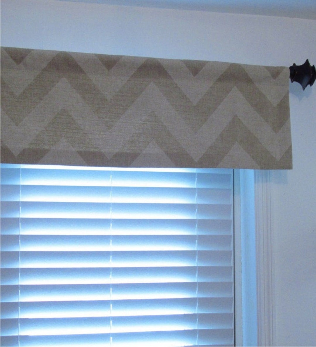 Modern Contemporary Straight Window Valance/ Large Chevron Print/ Zippy ...