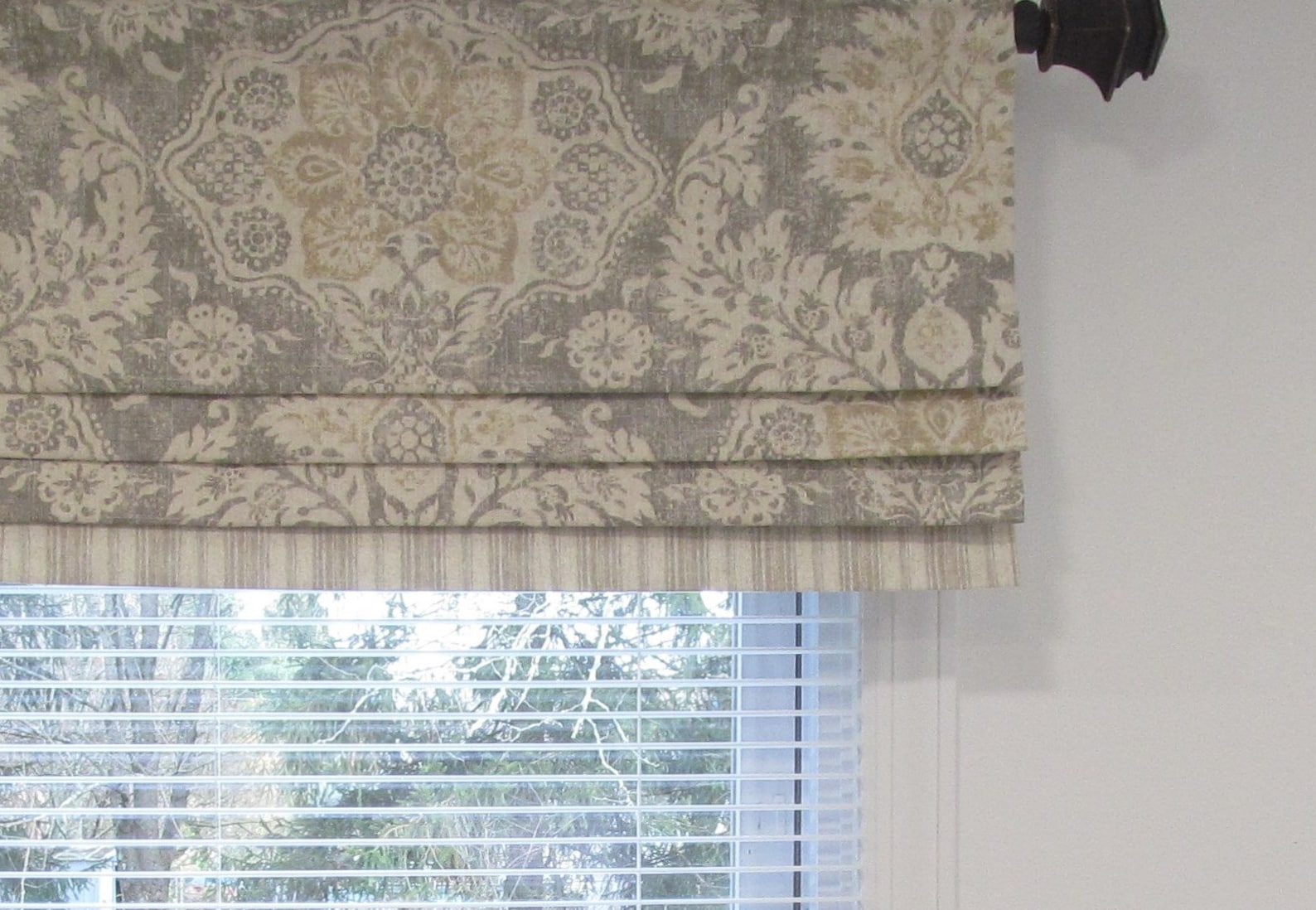 Lined Faux-fake Roman Shade With Border/ Trimmed Mock Roman Valance ...